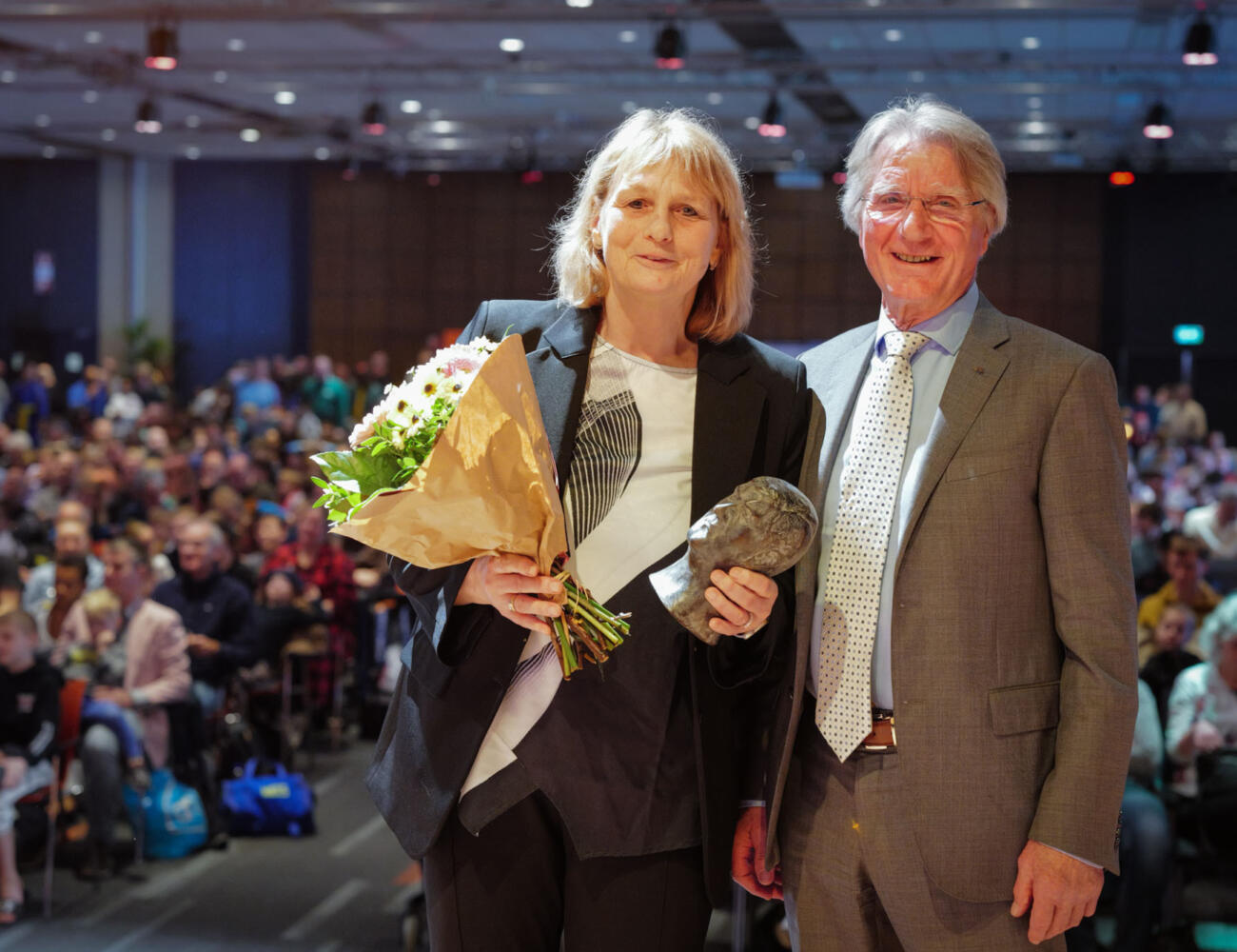 Judo Bond Nederland | Marjolein van Unen ontvangt Anton Geesink Award…